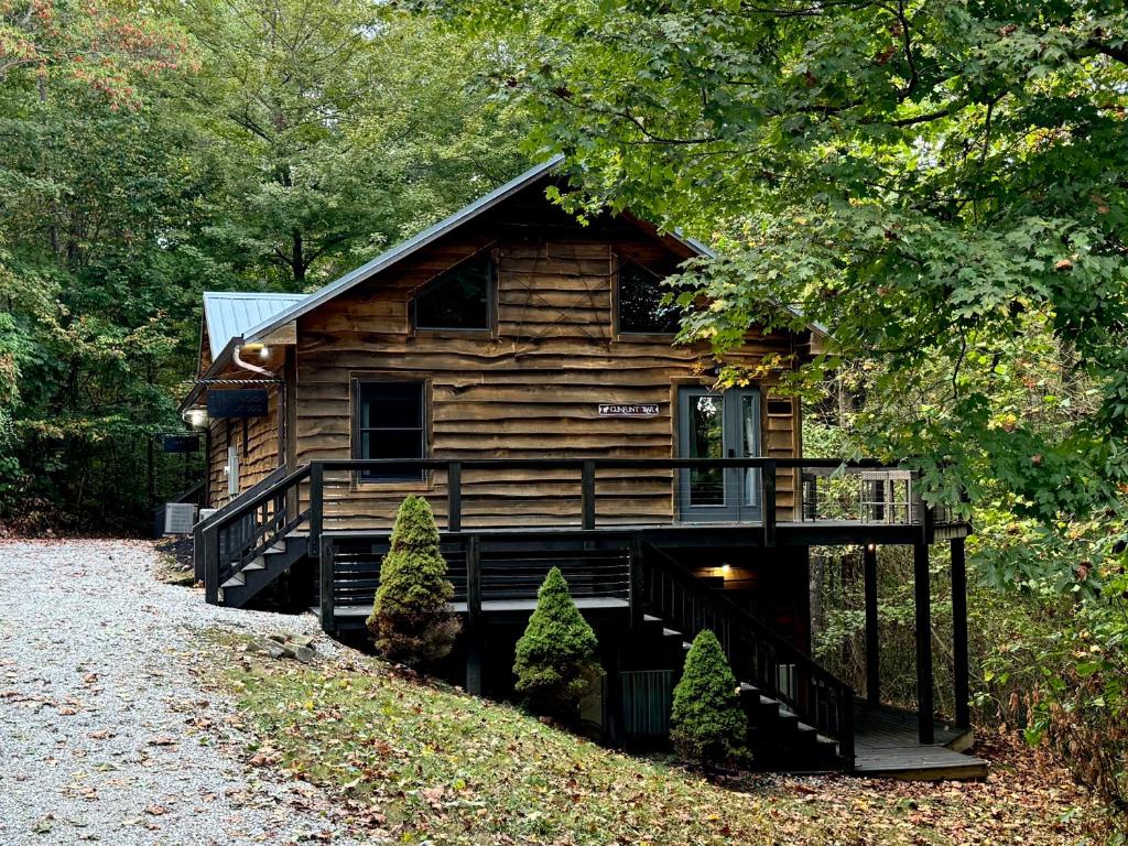 The Treehouse at the Rustic Retreat, Nashville (updated prices 2026)