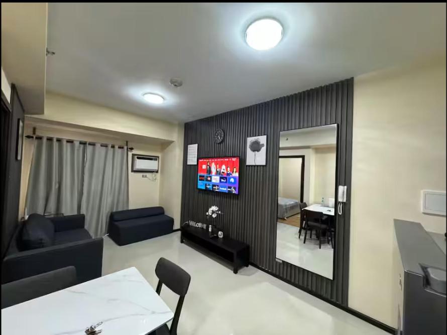 JRM Staycation The Radiance Manila Bay Sunset with Pay Parking, Manila ...