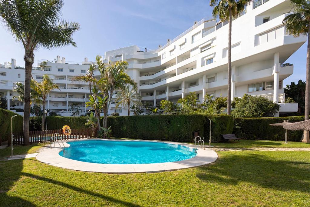 Sun & Terrace Guadalmina - Marbella by Rent Me, Marbella (updated ...
