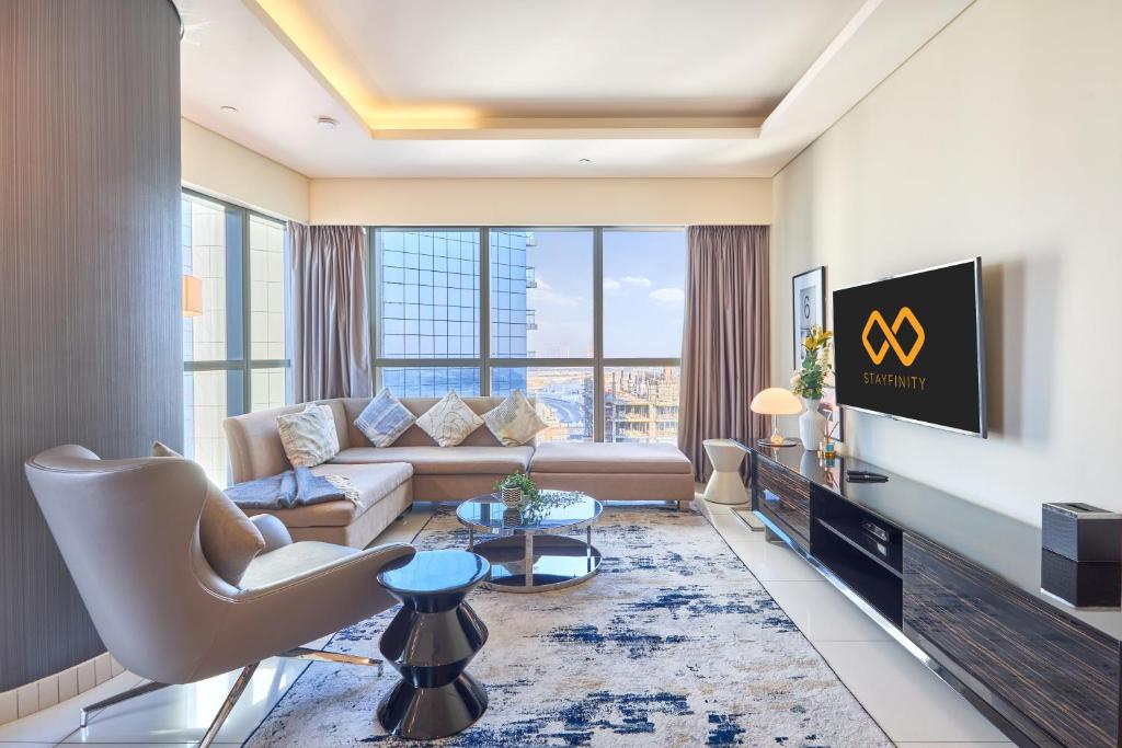 Spacious 2 Bedroom Apartment in DAMAC Towers by Paramount Dubai with ...
