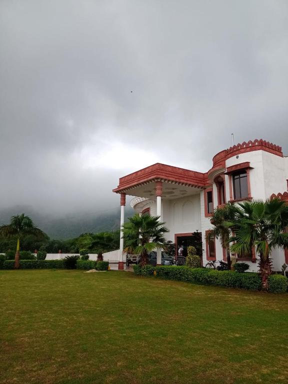 Royal krishna garden, Alwar (aktualisierte Preise für 2025)