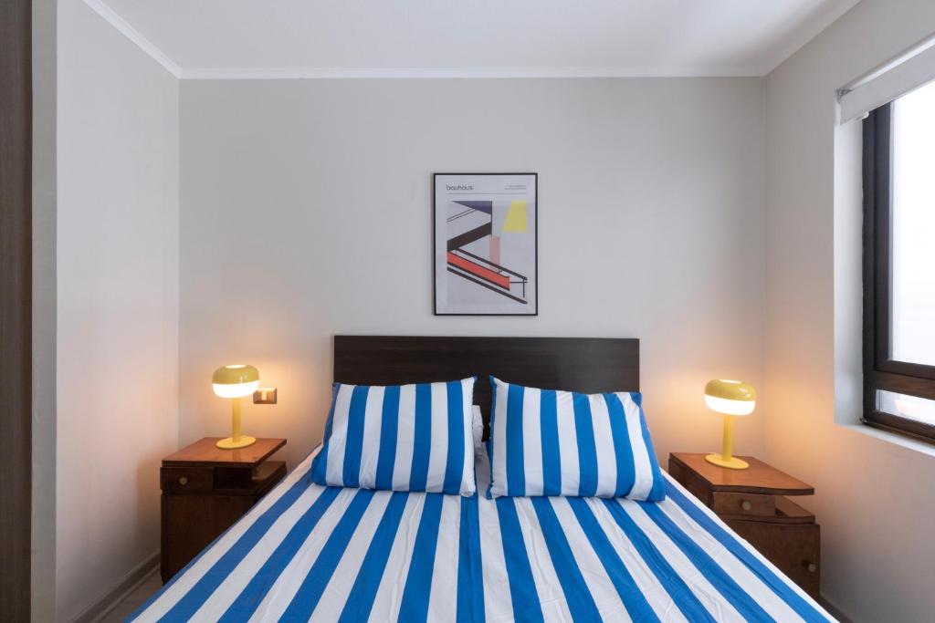 Appartment close to Irarrazaval Metro Station with Private Parking ...