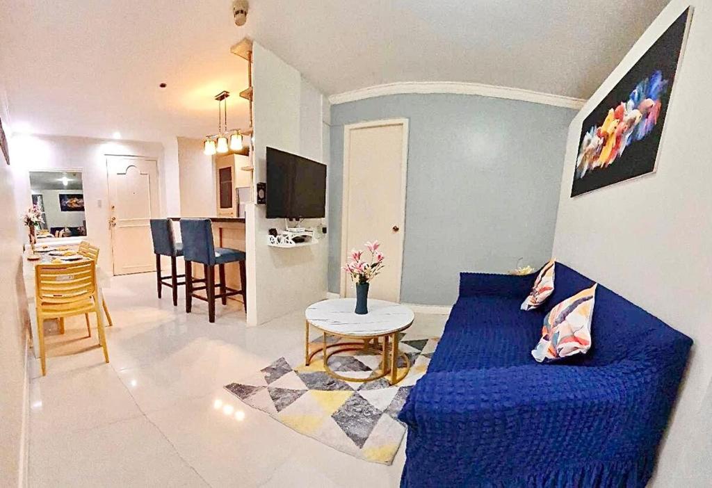 16 Guest for Group at Palm Tower 2 Makati RM 203, Manila (aktualisierte ...