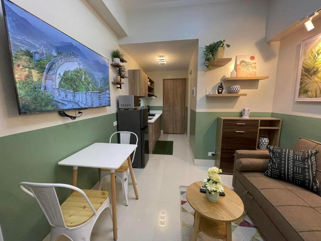 Serene Studio with Balcony, City View and Sunset Views, Lapu Lapu City (aktualisierte Preise für ...