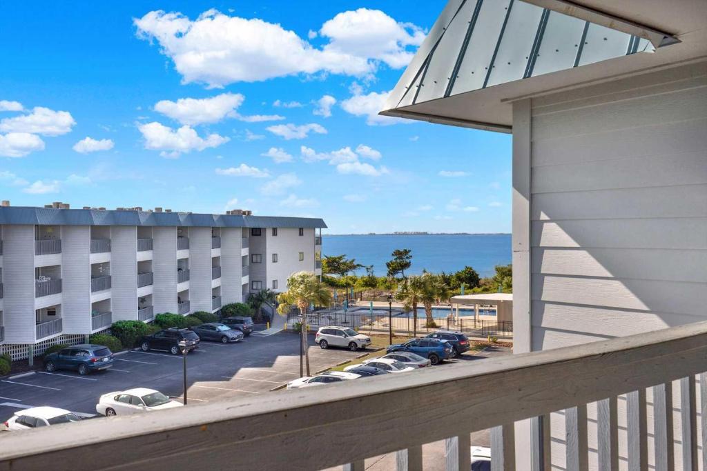 Savannah Beach & Racquet Club 303A, Tybee Island (precios actualizados ...