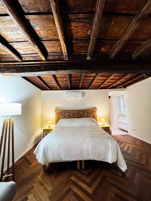 Navona Fox House 1, Rome (updated prices 2025)