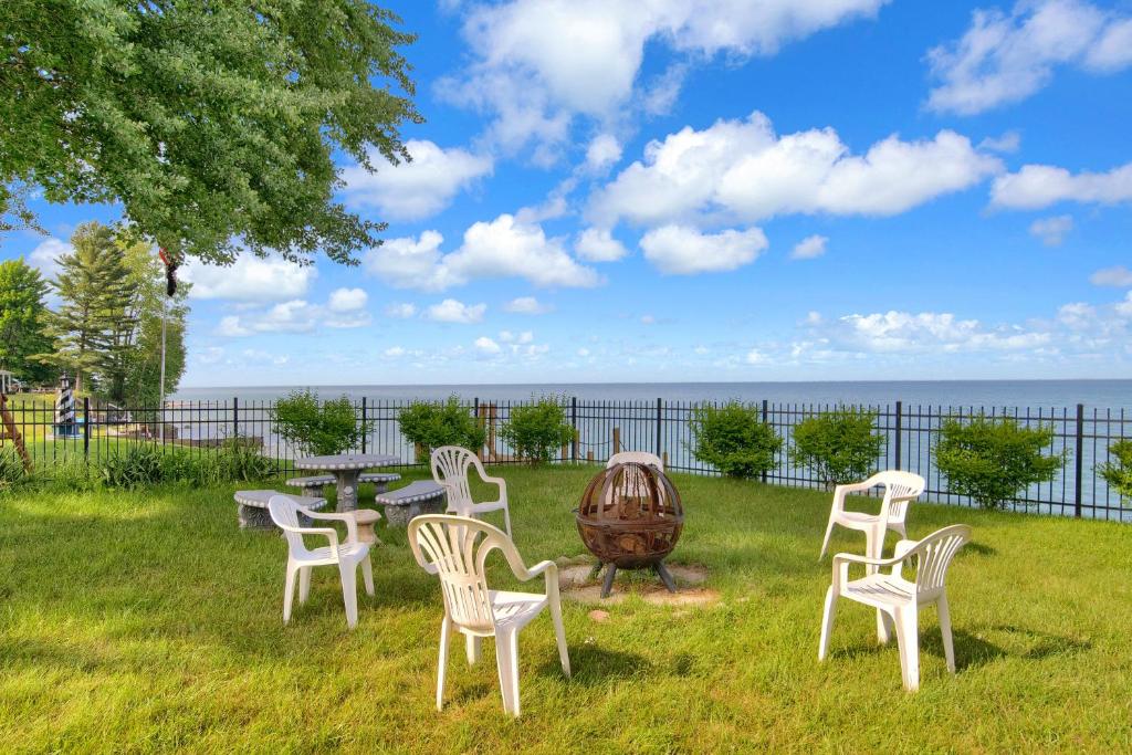 Fenced Yard and Sauna Lakefront Deckerville Home!, Deckerville (updated ...