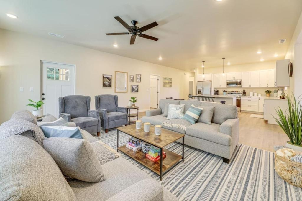 Massive new build 3 bedroom, Florence (updated prices 2026)