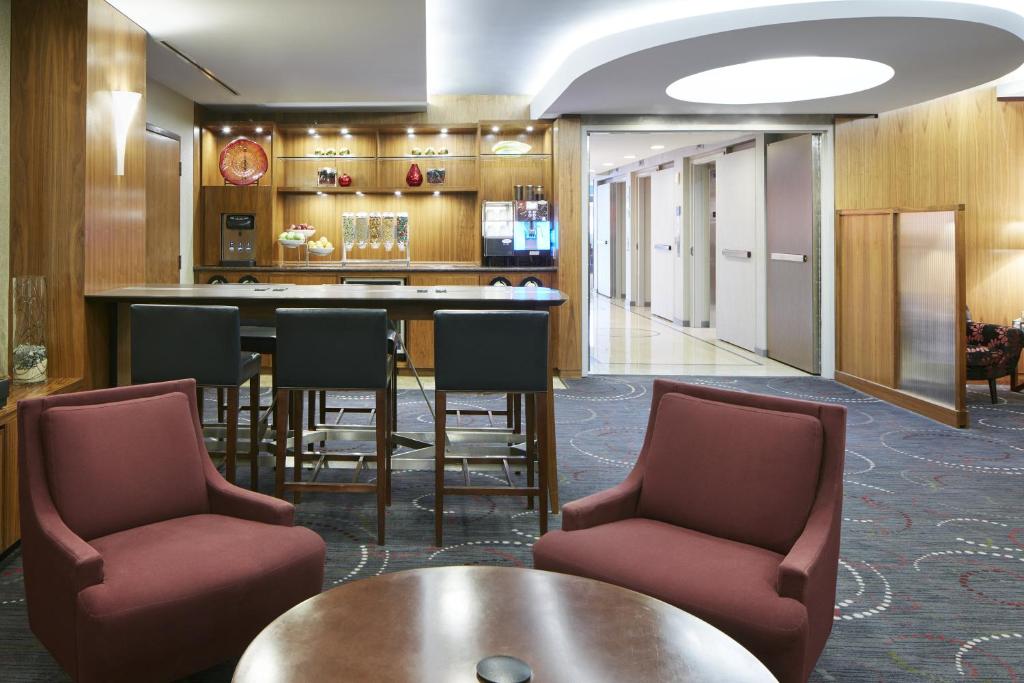 Club Quarters Hotel Embarcadero, San Francisco, San Francisco (updated ...