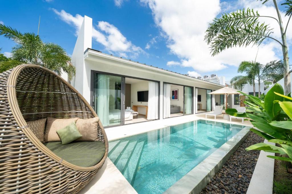Coco Villas Phuket - 3 Bedroom Deluxe Garden Pool Villa by Escape ...