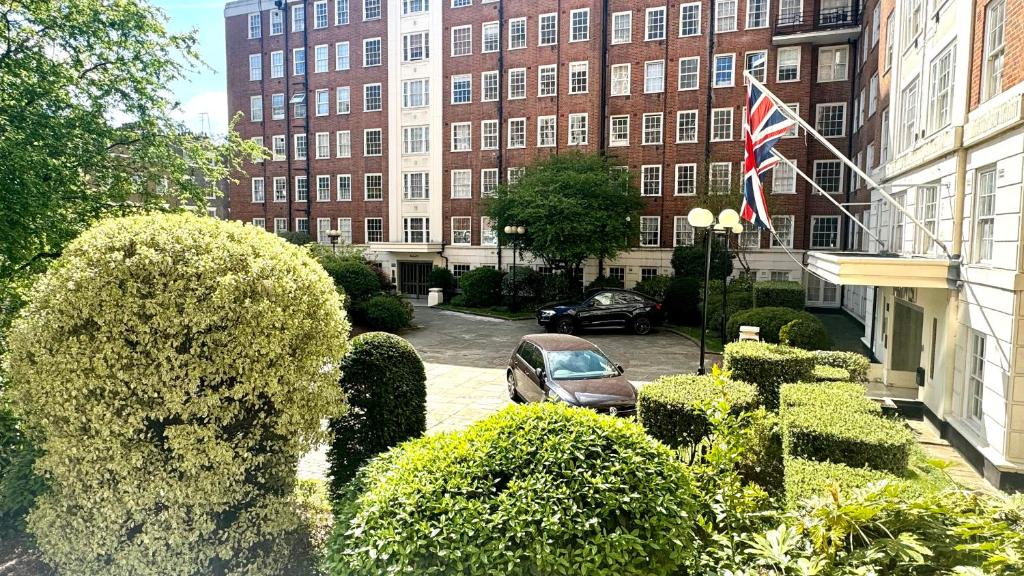 Luxury 2 Bedroom Apartment Edgware Road by Amer, London (updated prices ...