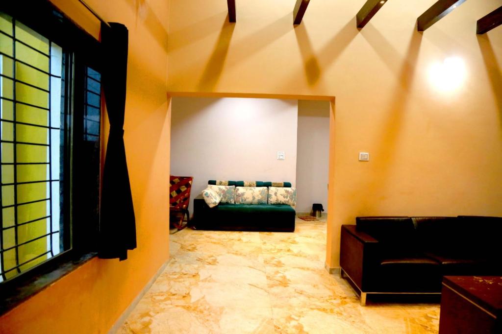 Matoshree Villa Bungalow, Pendur (updated prices 2025)