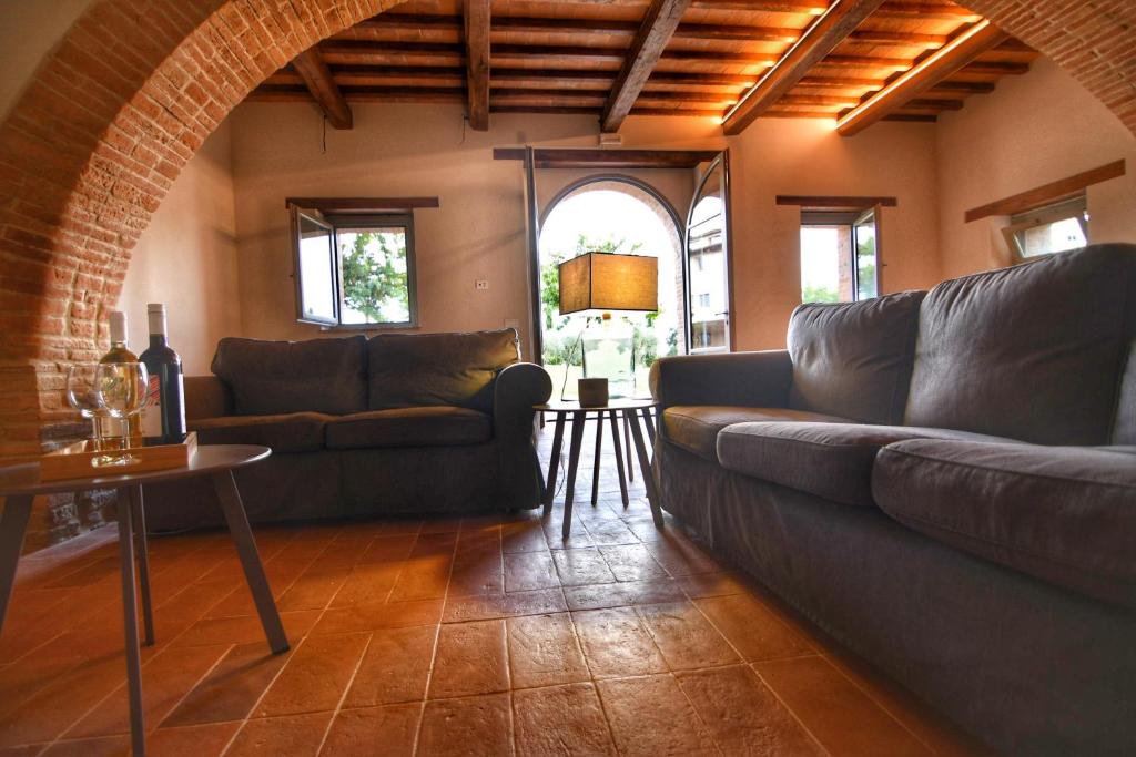 Luxury Villa in Umbria with Private Pool, Morcella (updated prices 2025)