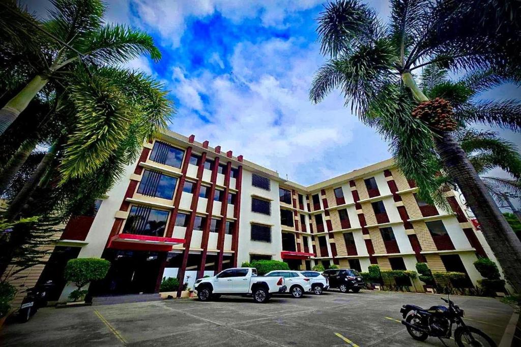 At The Pad Hotel and Resort, Angeles (updated prices 2026)