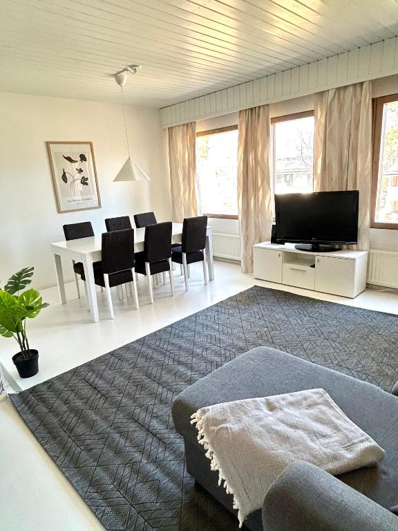 Rauhaisa rivitalo kolmio saunalla, Jyväskylä (updated prices 2026)