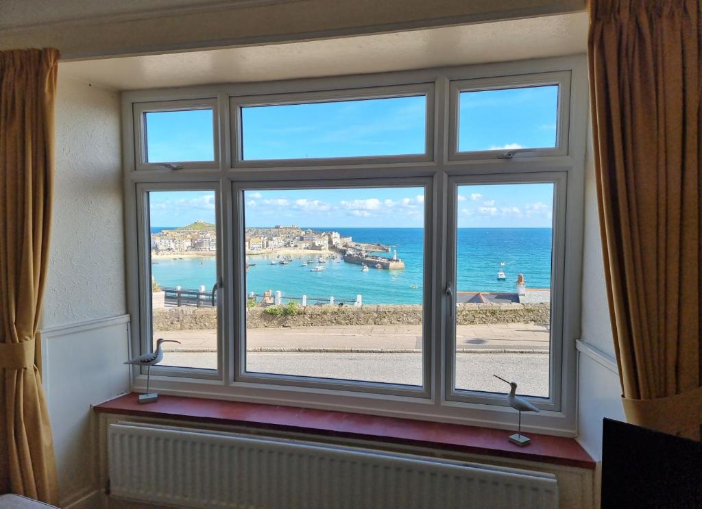 Morvah - stunning views of the harbour and beyond, St Ives (updated ...