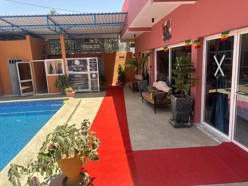 Mbin Songho Ndiaganiao, Mbour (updated prices 2025)