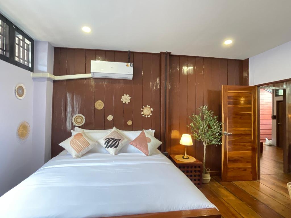 The Memory Hostel, Trat (updated prices 2025)