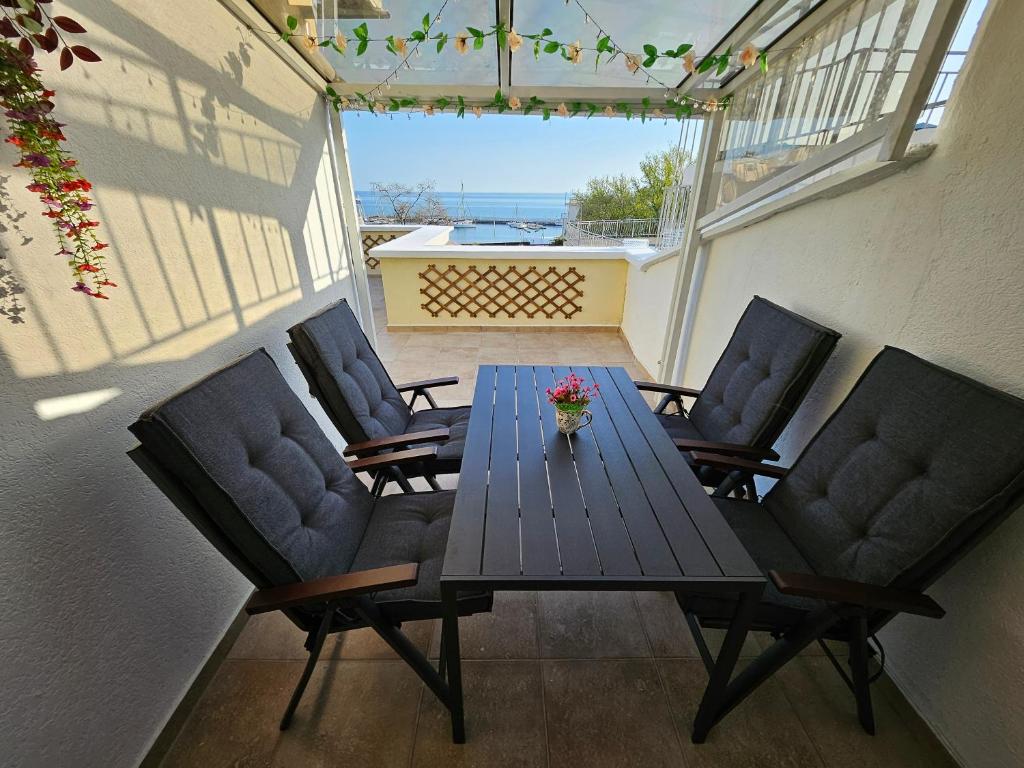 Exotic Sea-View Apartment, Balchik (updated prices 2025)