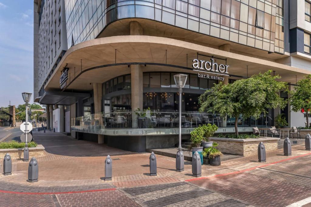 Johannesburg Marriott Hotel Melrose Arch, Johannesburg (updated prices ...