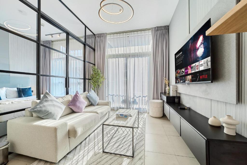 Cozy 1BR in Socio Dubai Hills Near Mall and Park, Dubai (preços ...
