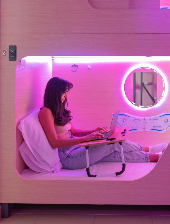 Berloga Capsules JBR, Dubái (precios actualizados 2025)