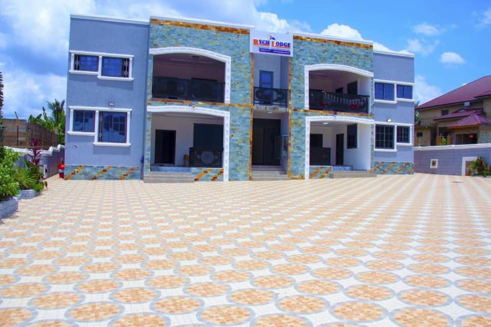 Rych Lodge, Ebron (precios actualizados 2025)