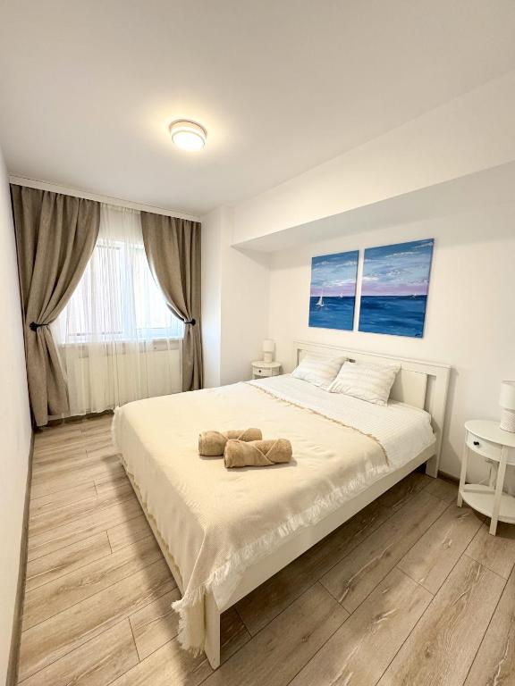 Modern apartment 10 minutes walking distance from N Romanescu Park ...