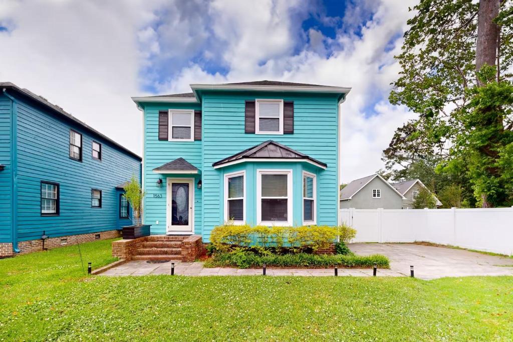 Azure Oasis At Broadway At The Beach Myrtle Beach, Myrtle Beach ...