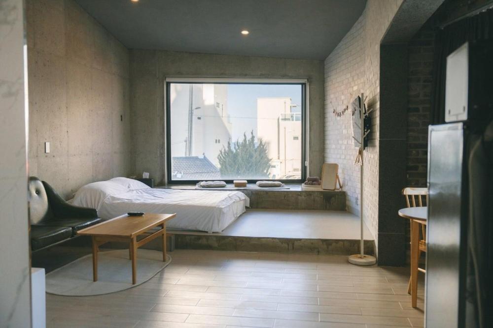 Gangneung Memory Stay Ocean View Pension, Kangmun (precios actualizados ...