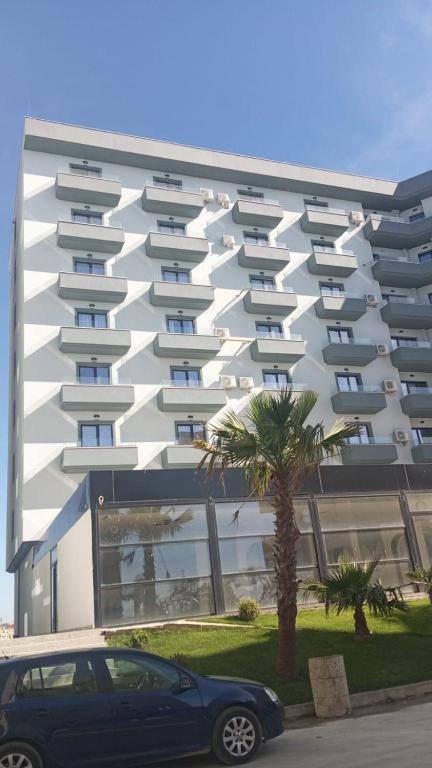 Frederik Apartment Qerret, Golem (updated prices 2026)