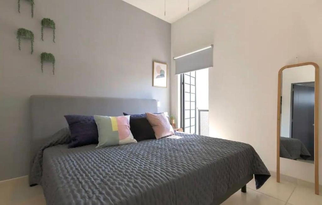 Modern loft - confort - king size bed - ubication, Guadalajara (updated prices 2025)