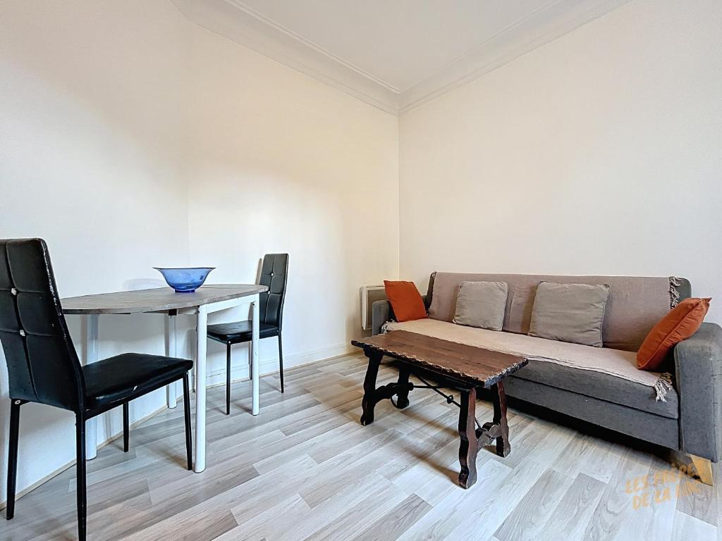 La Boulangerie Parisienne - Central - Les Frères de la Loc', Paris ...