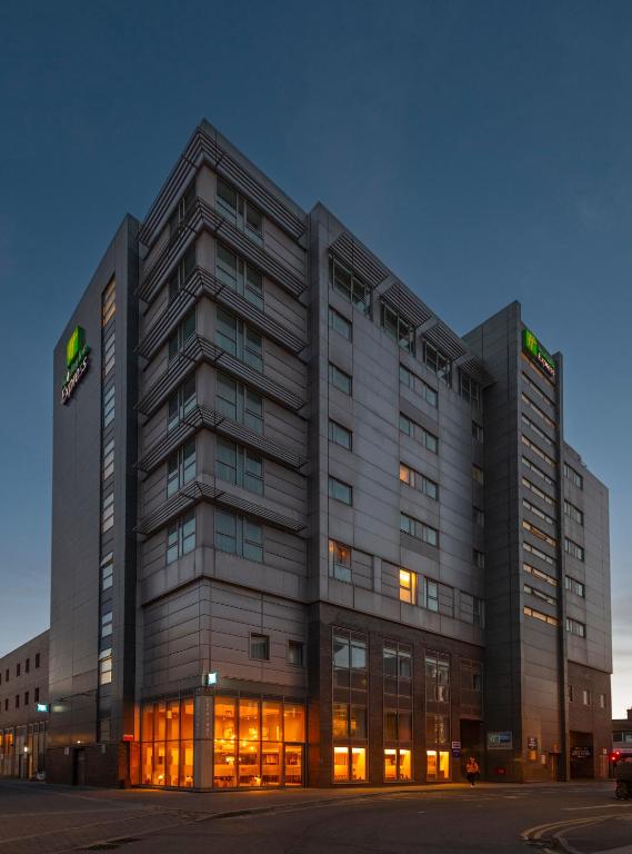 Holiday Inn Express Swindon City Centre by IHG, Swindon (updated prices ...