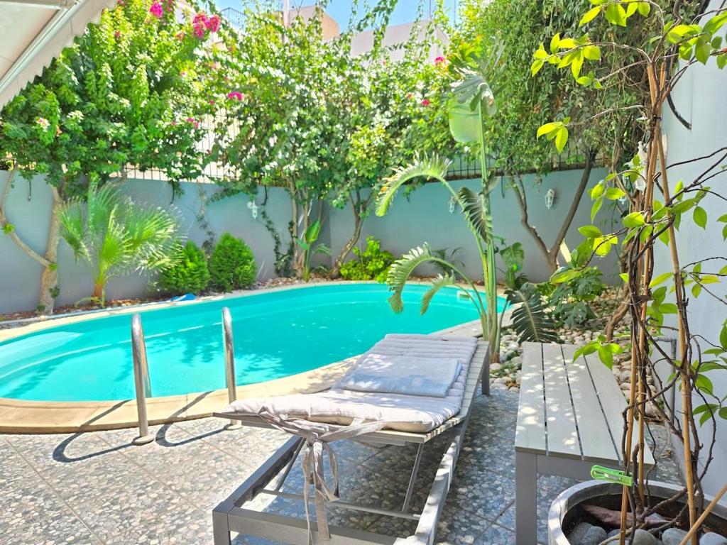 Oasis Pool Garden, Athens (updated prices 2025)