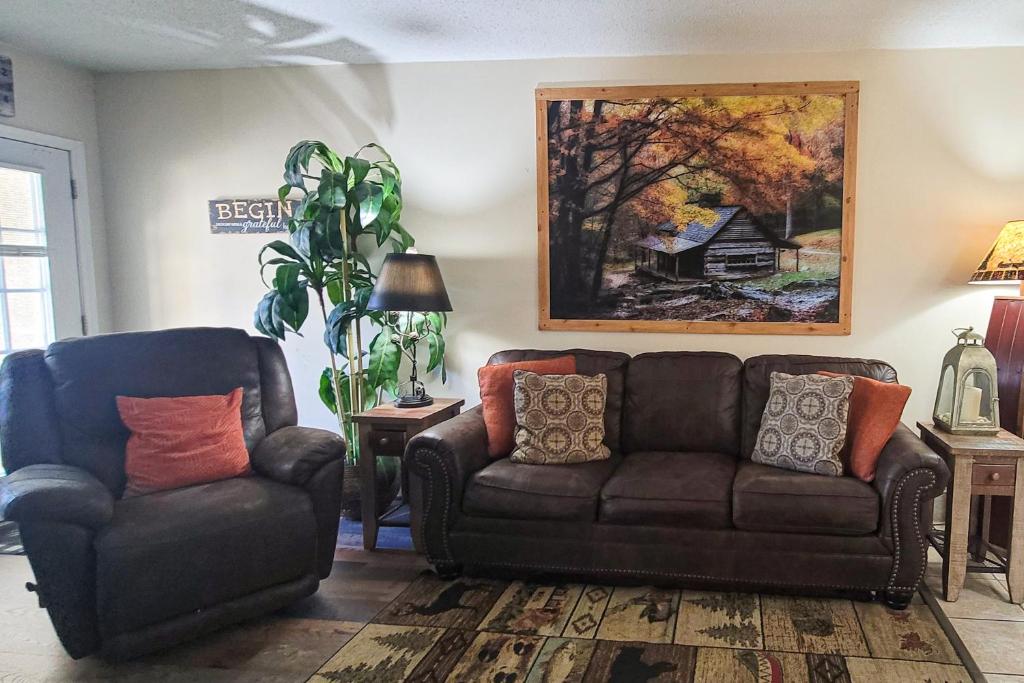 Rivers Edge Condo 206, Pigeon Forge (updated prices 2025)