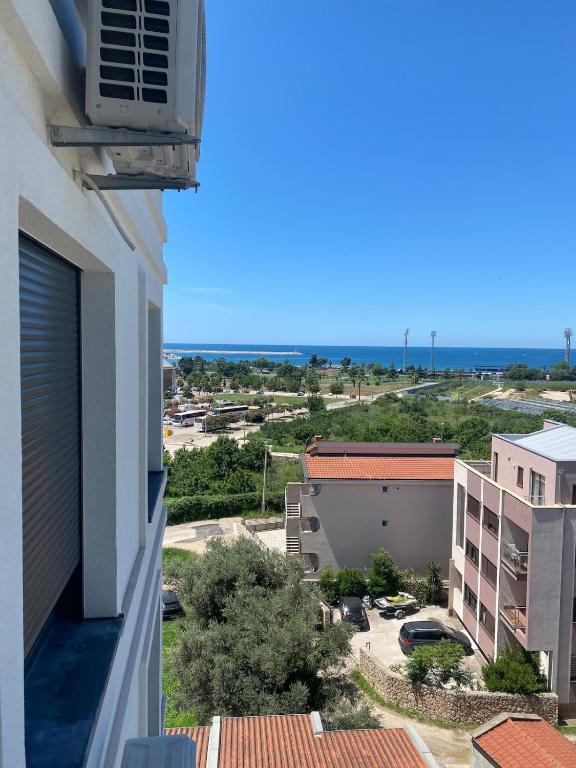 Alex Apartment, Bar (updated prices 2025)