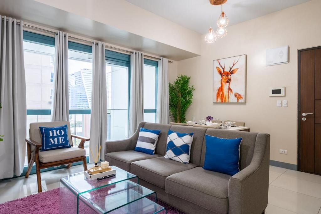 One Uptown Residence BGC Cor 2br unit with balcony ,washer, Manila ...