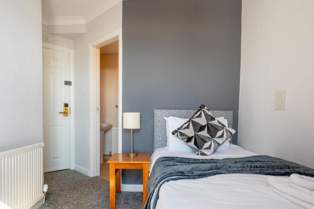 The Strathmore Hotel, Morecambe (updated prices 2025)