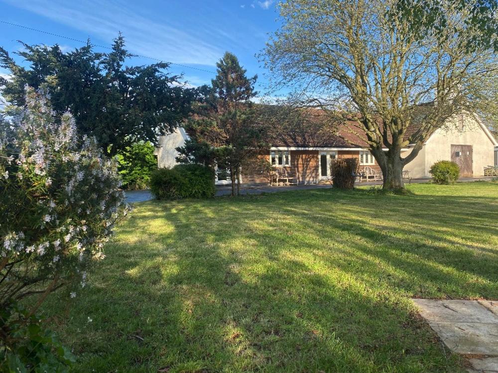 Old Stables, Marston Moretaine (updated prices 2026)