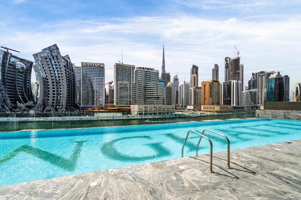 Burj et Canal View Sunny Pool, Dubái (precios actualizados 2025)