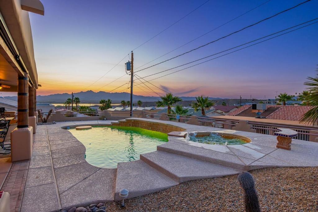 Havasu River Stay Pool Spa OutdoorTV Views, Lake Havasu City (updated ...