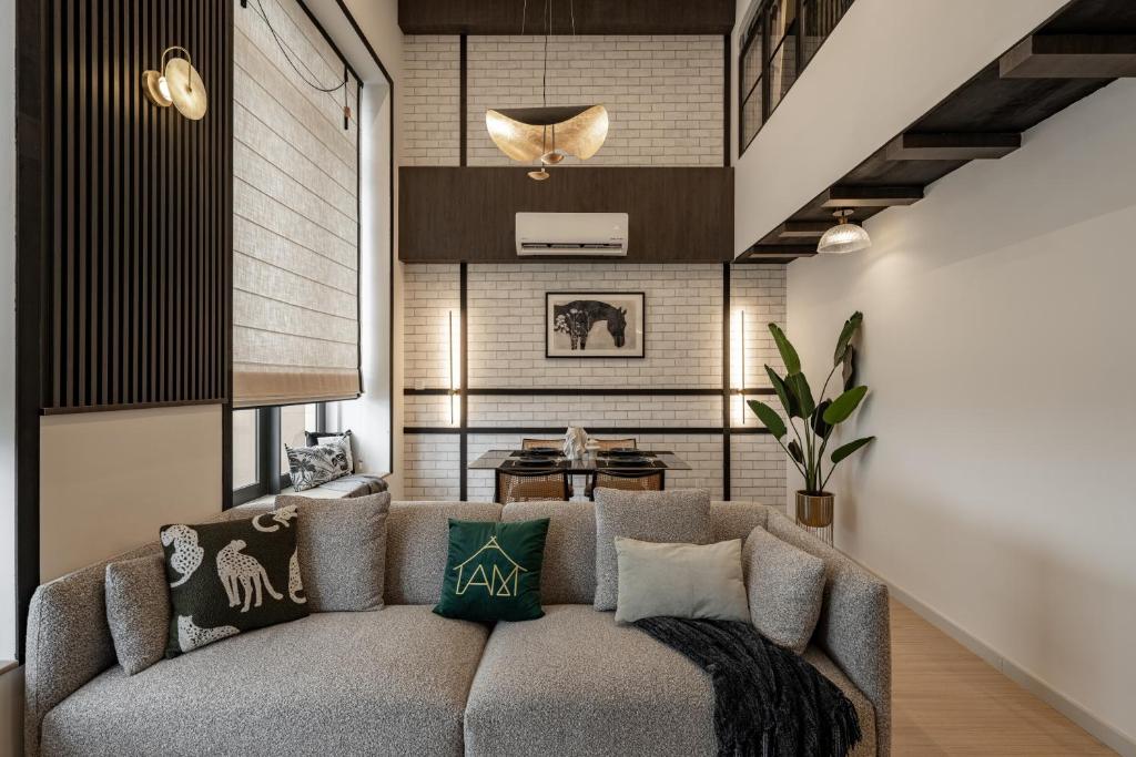 Sunway Grid 6pax Modern Nanyang Loft Medini Legoland by Our Stay ...