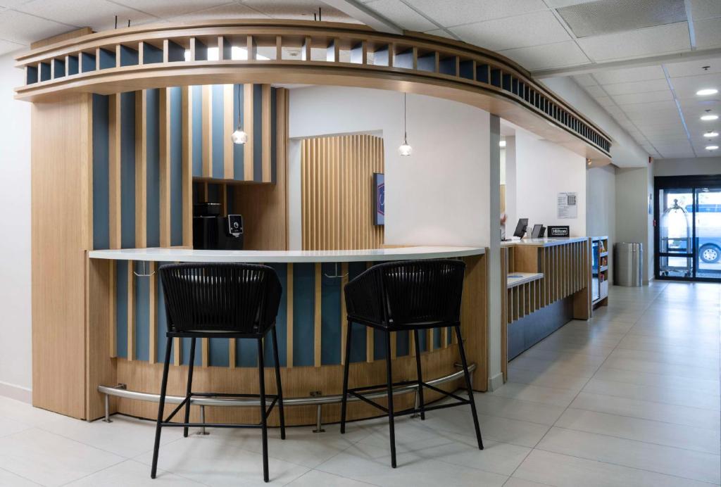 Hampton by Hilton Saltillo Zona Aeropuerto, Saltillo (precios ...