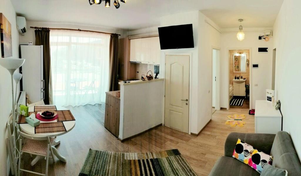 Brand new cozy flat next to metro South Bucharest, Popeşti-Leordeni ...