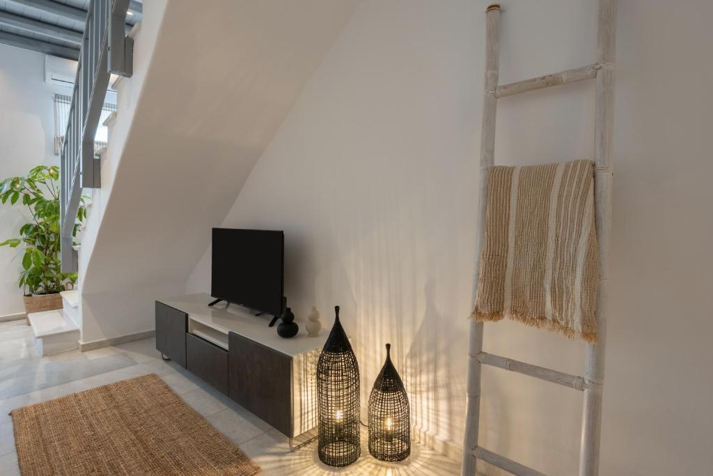 Caper-2 Bedroom traditional home with amazing view, Naousa (updated ...