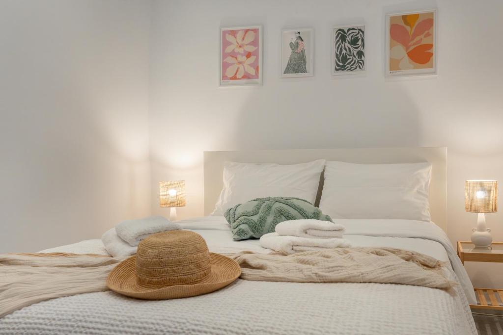 Caper-2 Bedroom traditional home with amazing view, Naousa (updated ...