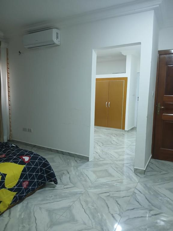 Fully furnished 3 bedroom house Tema community 22, Tema (updated prices ...