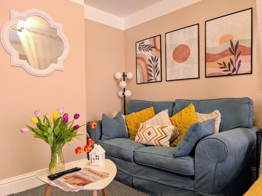 Peacehaven Retreat - Studio 4 minutes from the beach! Pet friendly ...