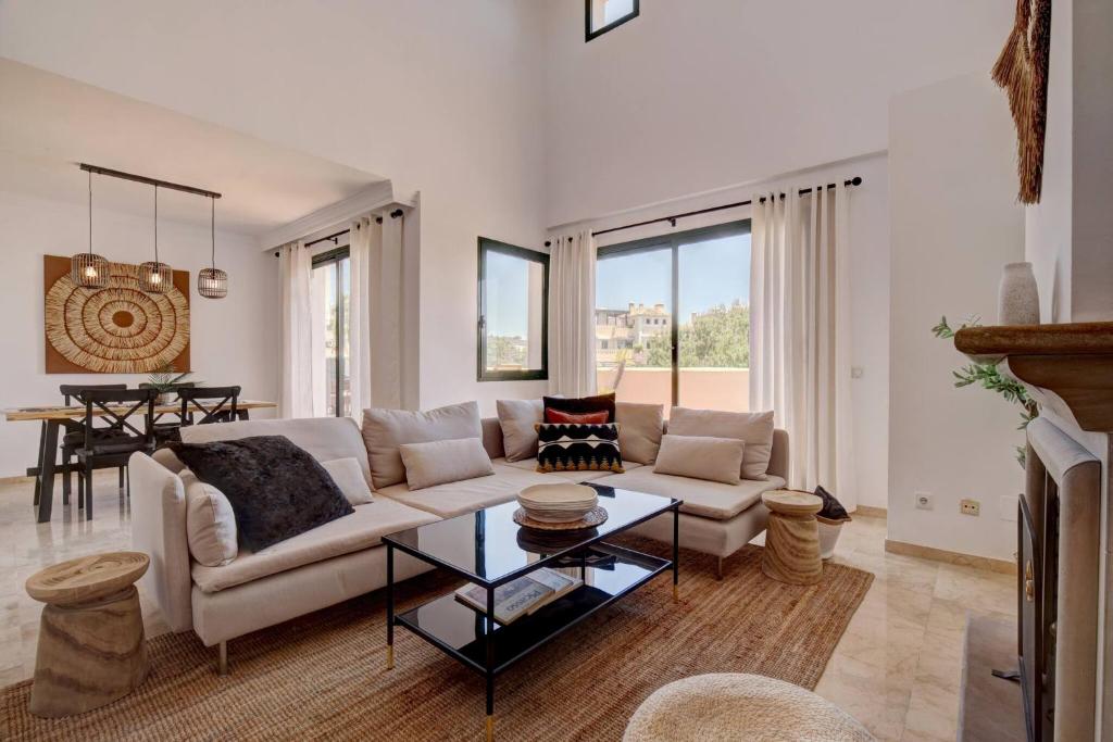 Santa Maria Elviria Golf Penthouse With Large Private Terrace and Sea ...